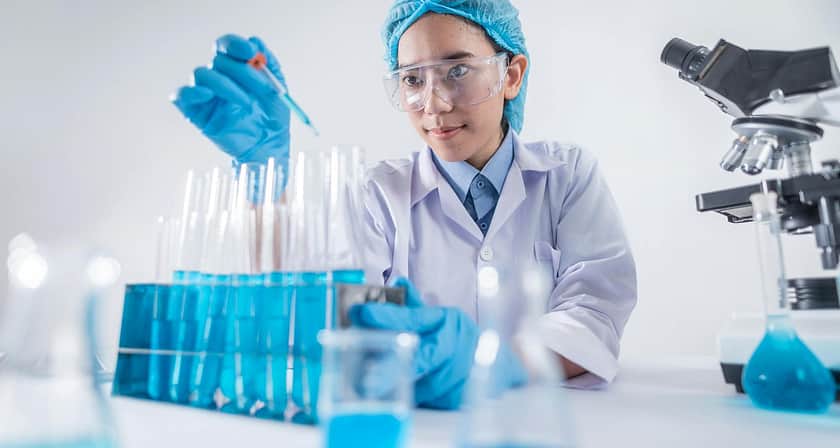 FluroTec® Injection and Lyo Stoppers | Adelphi Healthcare Packaging