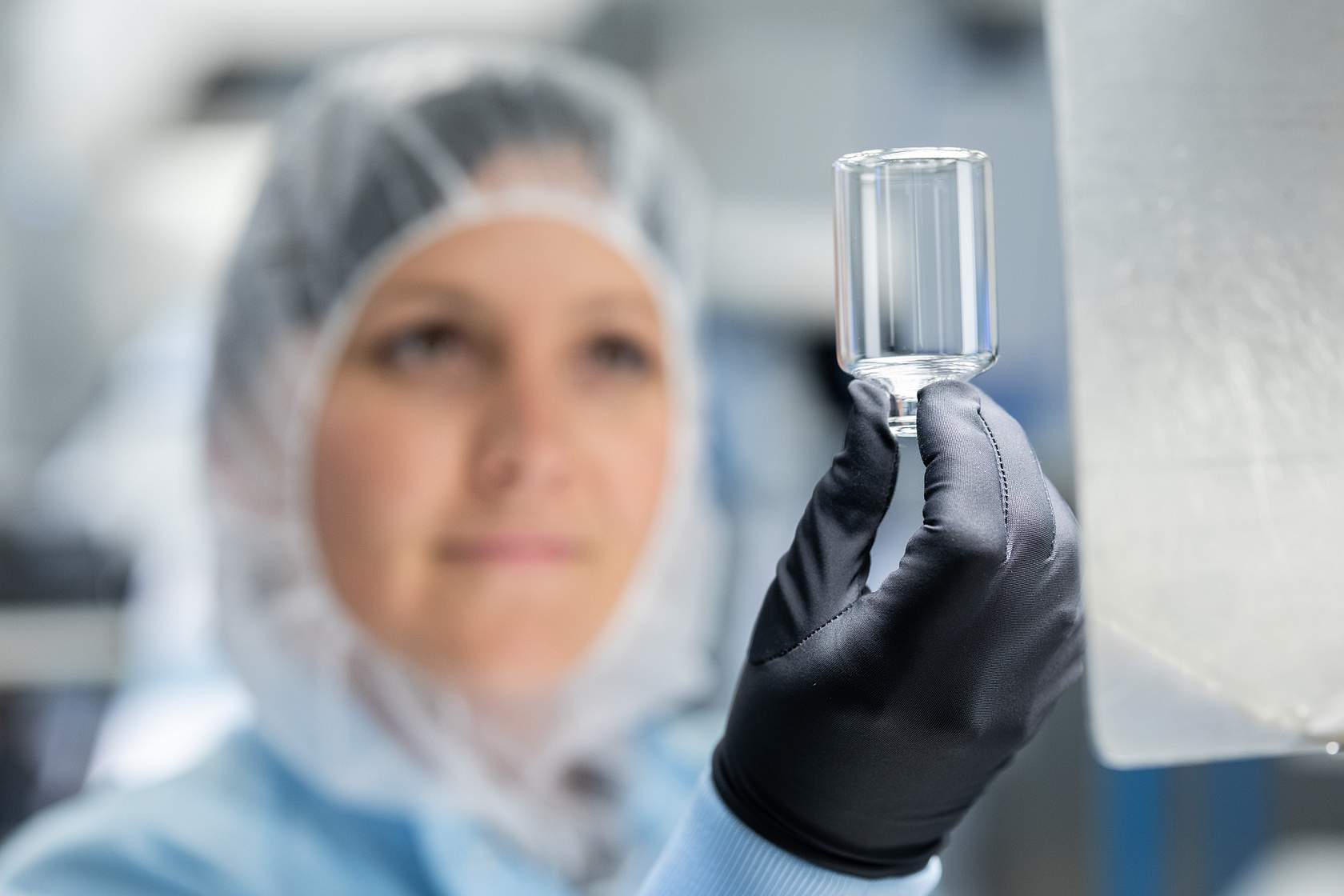What to consider when choosing a vial for drug development